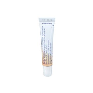 Pencivir bei Lippenherpes Penciclovir 10mg/g Creme 2 g - Shop Apotheke